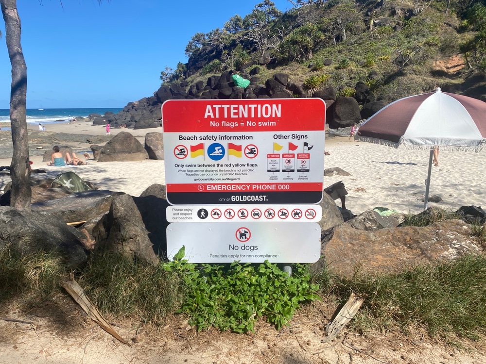 FROGGY’S BEACH - Updated October 2025 - 11 Photos - 2 Snapper Rocks Rd ...