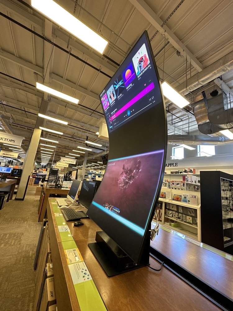 MICRO CENTER - Updated December 2025 - 115 Photos & 201 Reviews - 71-43 ...