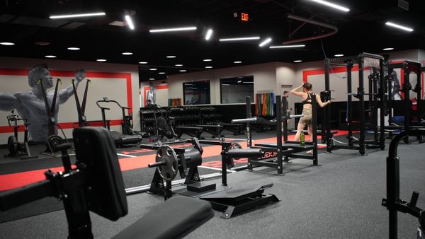 SYMMETRY FITNESS & PERFORMANCE - Updated September 2025 - 29 Photos ...