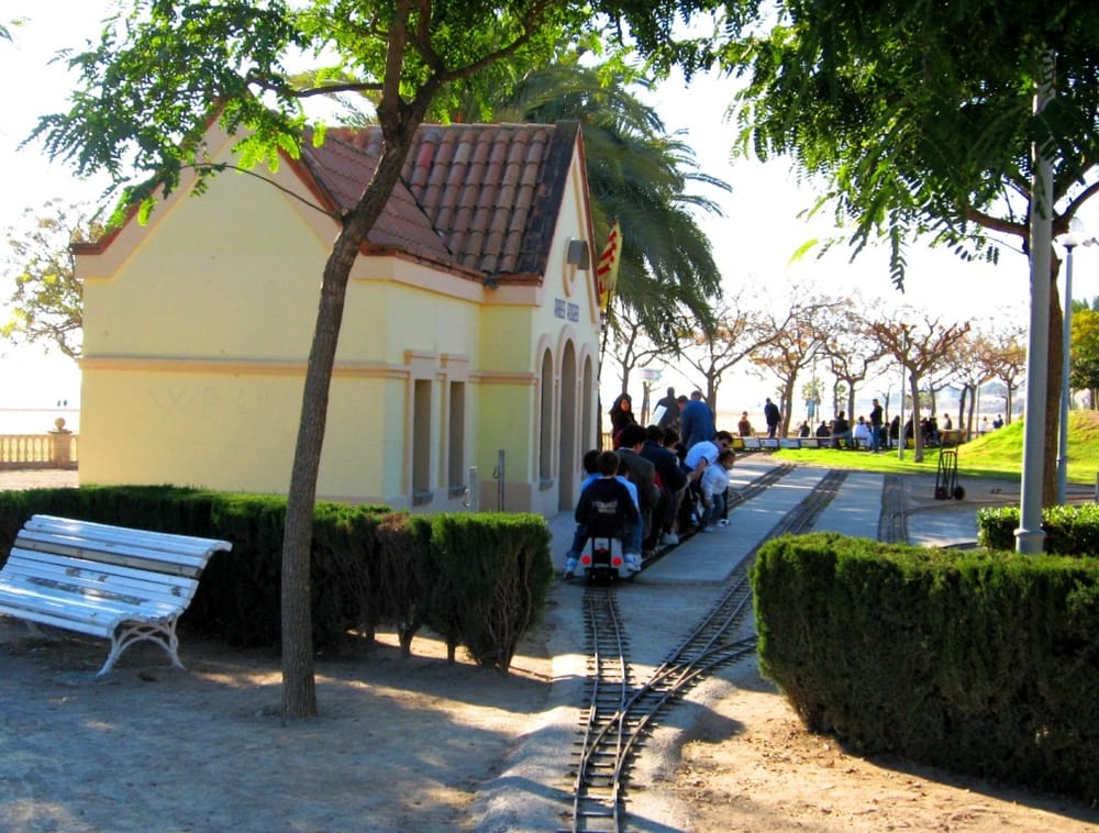 VILANOVA MINIATURE TRAIN RIDE - Updated December 2024 - Ribes Roges Nature Reserve, Vilanova i ...