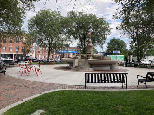 CHELSEA SQUARE - Updated November 2024 - 11 Photos - 500 Broadway ...