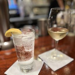 BOND 45 - Updated December 2025 - 1151 Photos & 1113 Reviews - 221 W ...