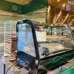 MODEL BAKERY - Updated November 2025 - 268 Photos & 193 Reviews - 1315 ...