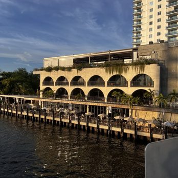 CASA NEOS - Updated November 2025 - 757 Photos & 360 Reviews - 40 SW N ...