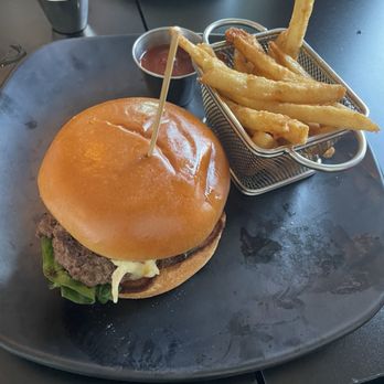 FABLE CRAFT BAR, WINE SALOON, FOOD JOINT - Updated December 2025 - 72 ...