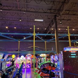 MAIN EVENT AVONDALE - Updated January 2026 - 206 Photos & 369 Reviews ...