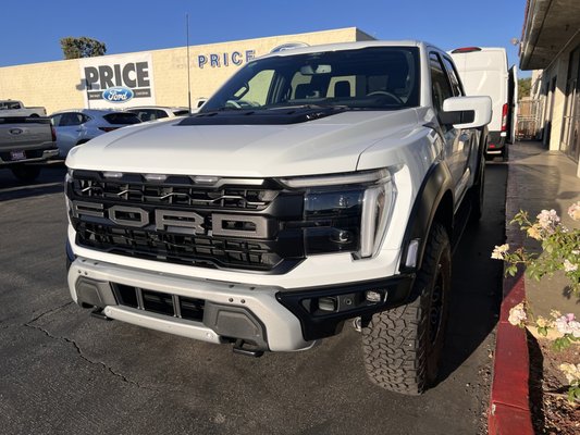 SIMI VALLEY FORD - Updated December 2025 - 94 Photos & 563 Reviews ...