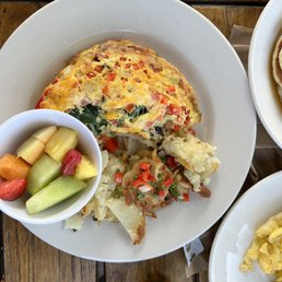 TICKLE TREE CAFE - Updated October 2025 - 944 Photos & 996 Reviews ...