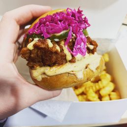 PRETTY BIRD HOT CHICKEN - SUGARHOUSE - Updated January 2026 - 324 ...