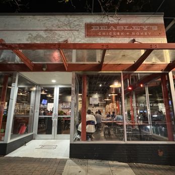 BEASLEY’S CHICKEN & HONEY - Updated October 2025 - 2111 Photos & 2231 ...