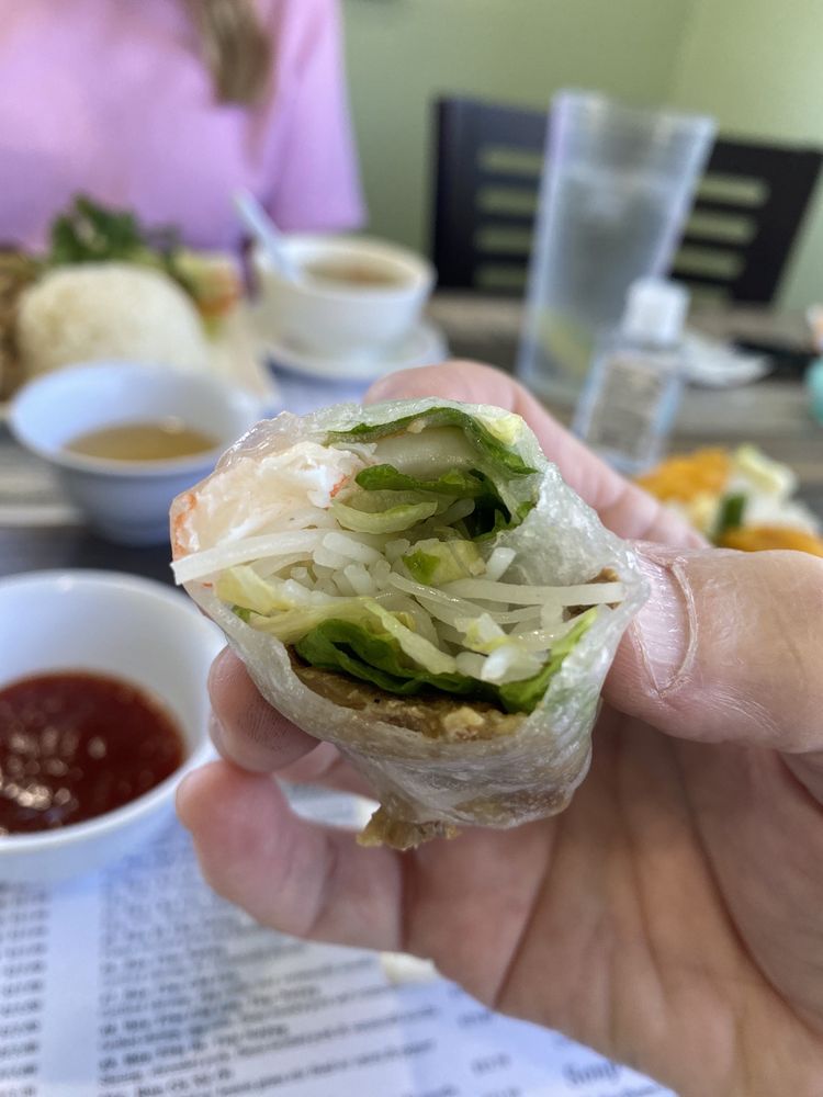 PHO COUNTRY - Updated March 2025 - 350 Photos & 460 Reviews - 2495 N ...