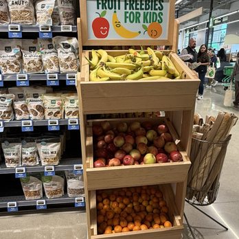 AMAZON FRESH - Updated February 2025 - 110 Photos & 43 Reviews - 21035 ...