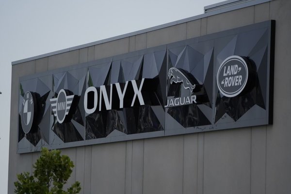 ONYX AUTOMOTIVE - Updated May 2025 - 19 Photos & 50 Reviews - 14800 ...