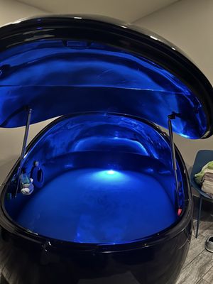 LUNA FLOAT SPA - Updated January 2026 - 69 Photos & 49 Reviews - 202 E ...