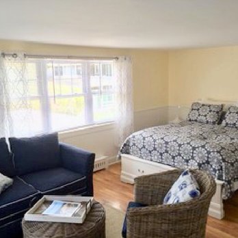 EDGARTOWN COMMONS - Updated October 2025 - 20 Photos & 21 Reviews - 20 ...