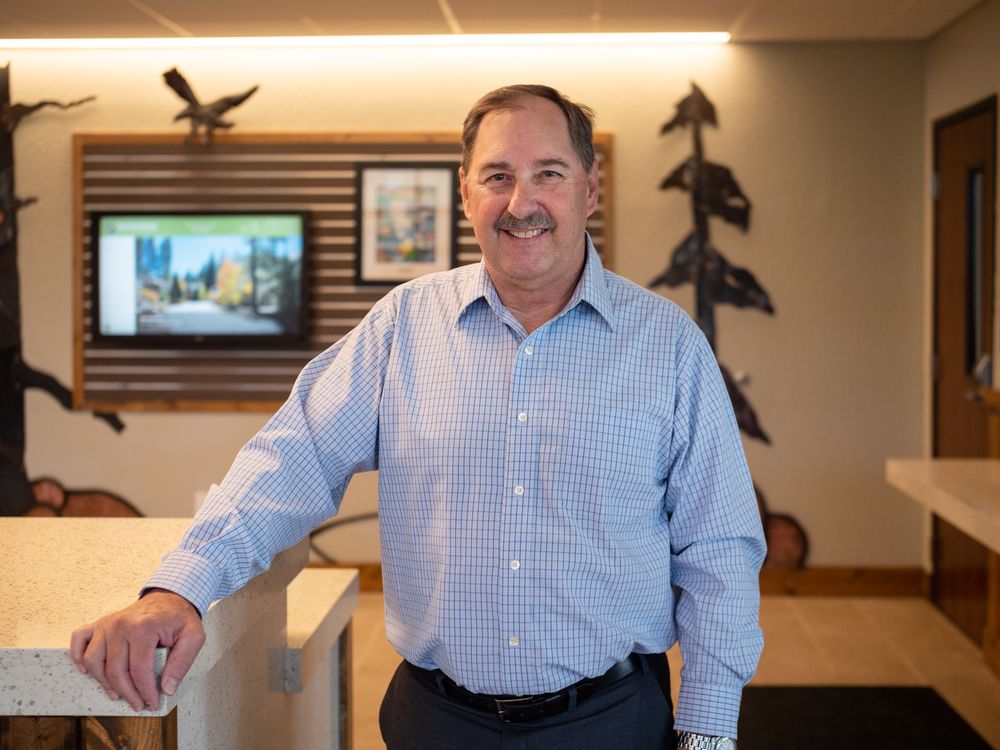 ROBERT ELLIS - 22 Photos - 11836 Donner Pass Rd, Truckee, California ...