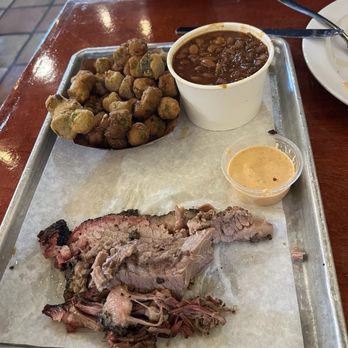 FIREHOUSE QUE & BREW - Updated June 2025 - 367 Photos & 597 Reviews ...