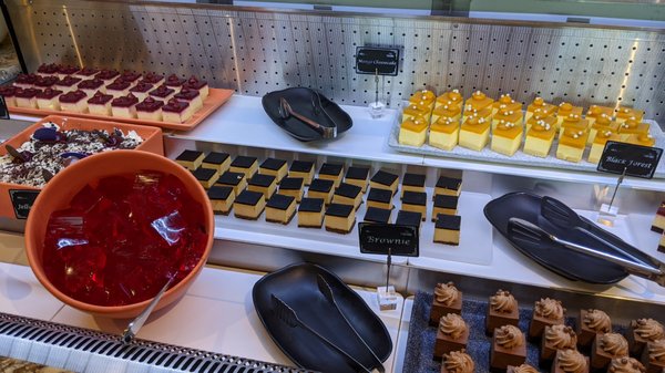 FORTUNA BUFFET RESTAURANT - Updated December 2025 - 23 Photos & 16 ...