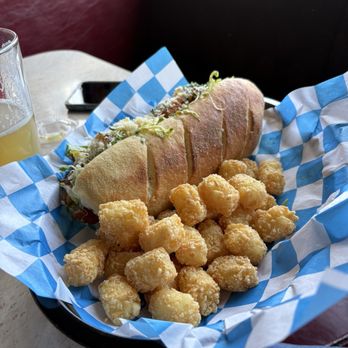 CHOWDERHEAD - Updated May 2025 - 77 Photos & 101 Reviews - 825 N Monroe ...