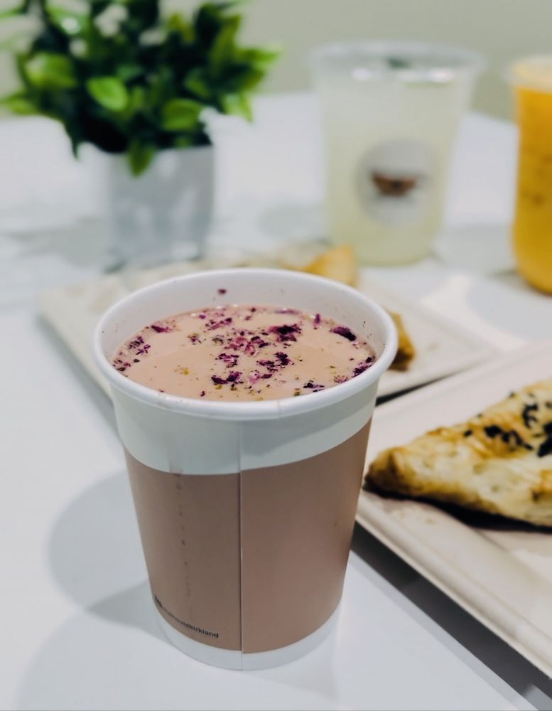 CHAI HOUSE - Updated November 2025 - 23 Photos - 12041 124th Ave NE ...