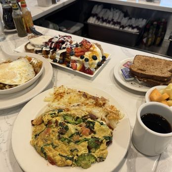 NOOKIES ON WELLS - Updated October 2025 - 474 Photos & 892 Reviews ...