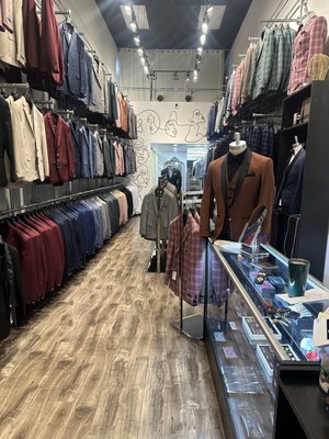 MR. SUIT - Updated December 2025 - 14 Photos & 13 Reviews - 955 Santee ...