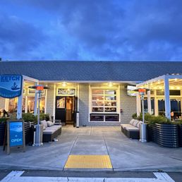 KETCH HARBOR PUB - Updated October 2025 - 420 Photos & 271 Reviews - 17 ...