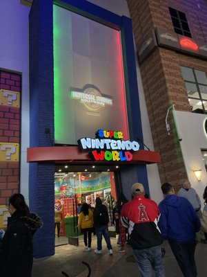 SUPER NINTENDO WORLD STORE - Updated December 2025 - 86 Photos & 14 ...