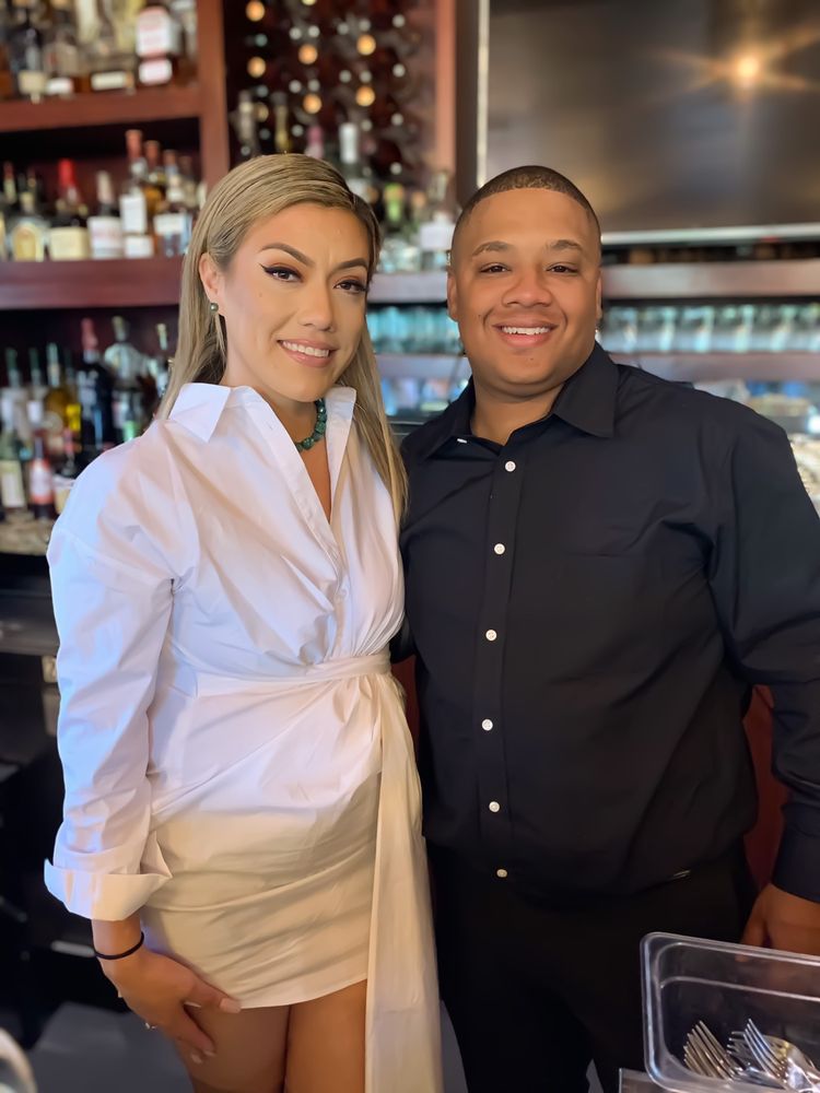 THE GIFT OF GLAM MAKEUP ARTISTRY - Updated July 2025 - 31 Photos ...