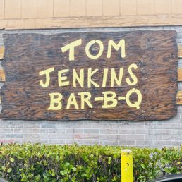 TOM JENKINS B-B-Q - Updated October 2025 - 511 Photos & 1119 Reviews ...
