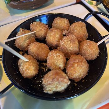 CASCAL - Updated July 2025 - 3517 Photos & 3474 Reviews - 400 Castro St ...