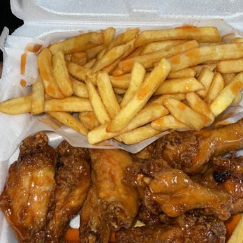 PERRY WINGS PLUS - Updated July 2024 - 65 Photos & 63 Reviews - 10817 ...