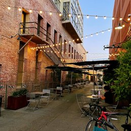 UNION - Updated December 2025 - 3687 Photos & 1861 Reviews - 37 E Union ...