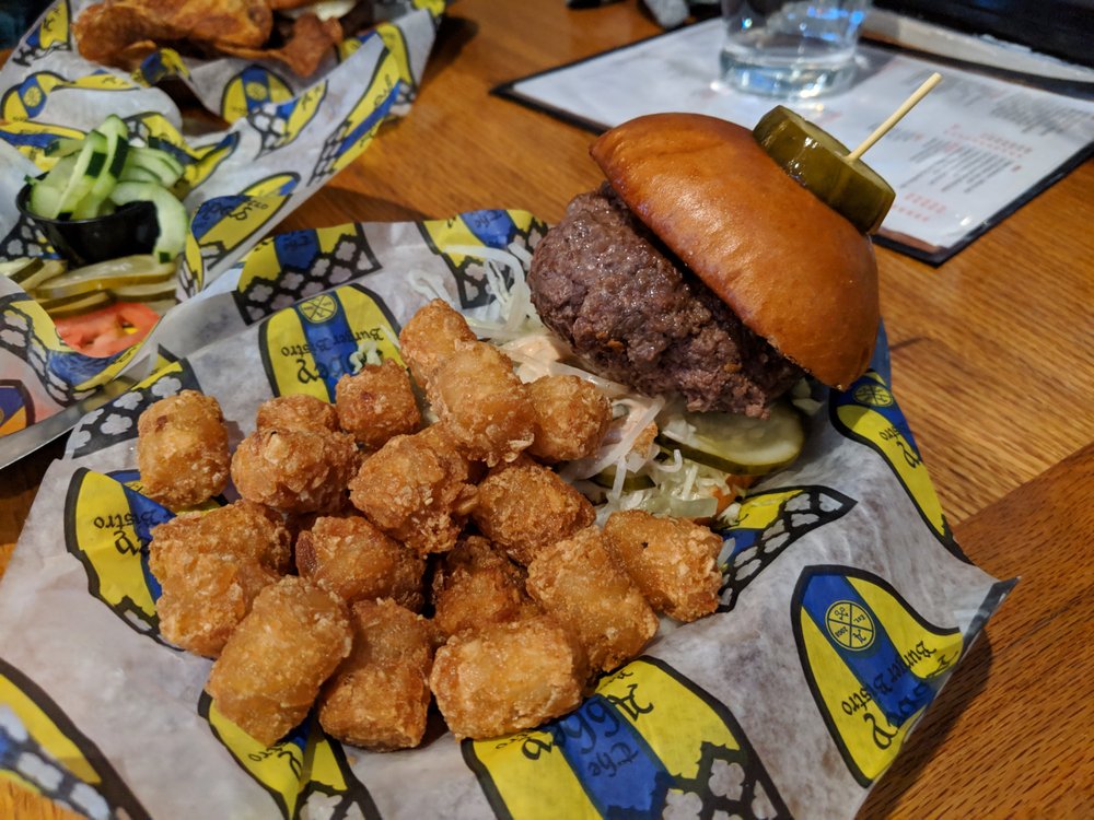 ABBEY BURGER BISTRO - 255 Photos & 280 Reviews - 811 S Broadway ...