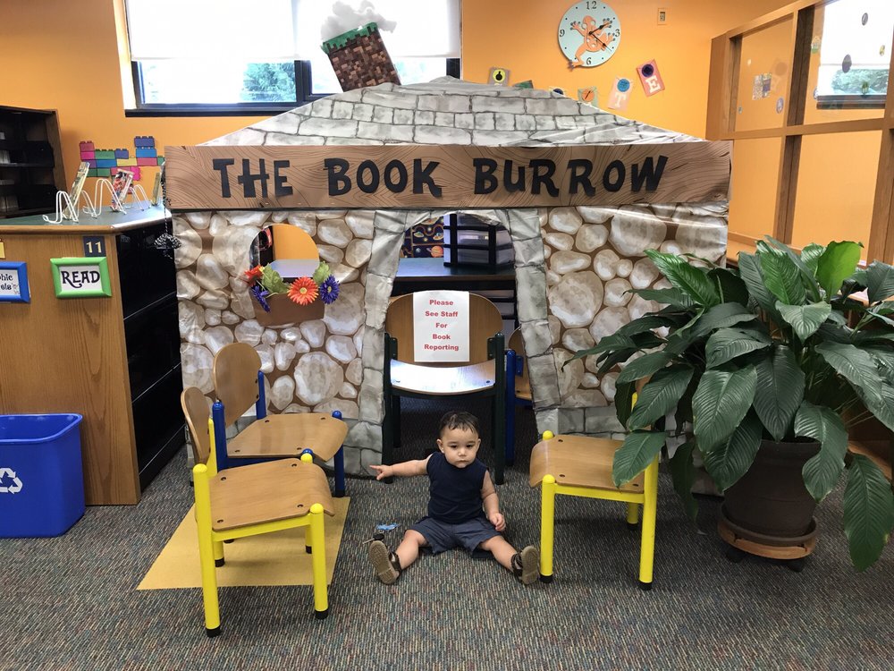 COPIAGUE MEMORIAL LIBRARY - 50 Deauville Blvd, Copiague, New York ...