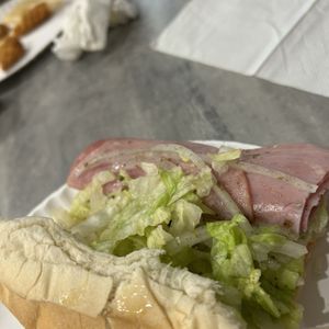 THE MESSY PIG BBQ COMPANY - Updated July 2025 - 109 E High St ...