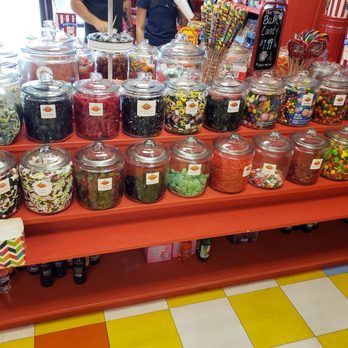 THE POPPIN BOX - Updated February 2025 - 73 Photos & 38 Reviews - 116 ...