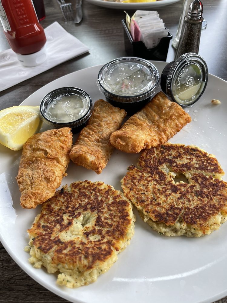 COPPER BOTTOM BAR AND GRILL - Updated June 2024 - 16 Photos & 48 ...