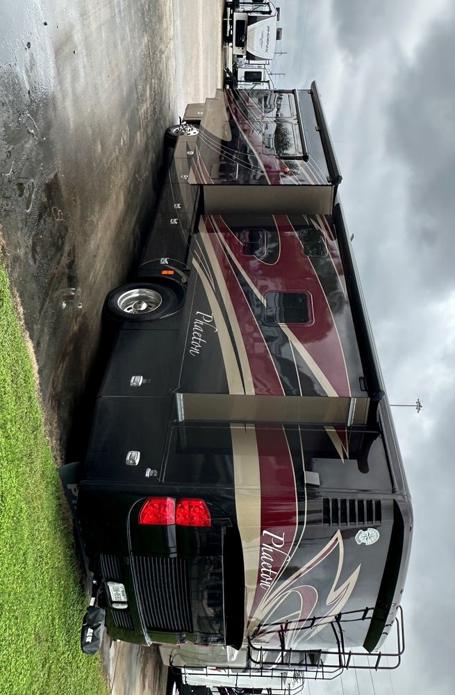 DEMONTROND RV HOUSTON - Updated May 2025 - 22 Photos & 52 Reviews ...