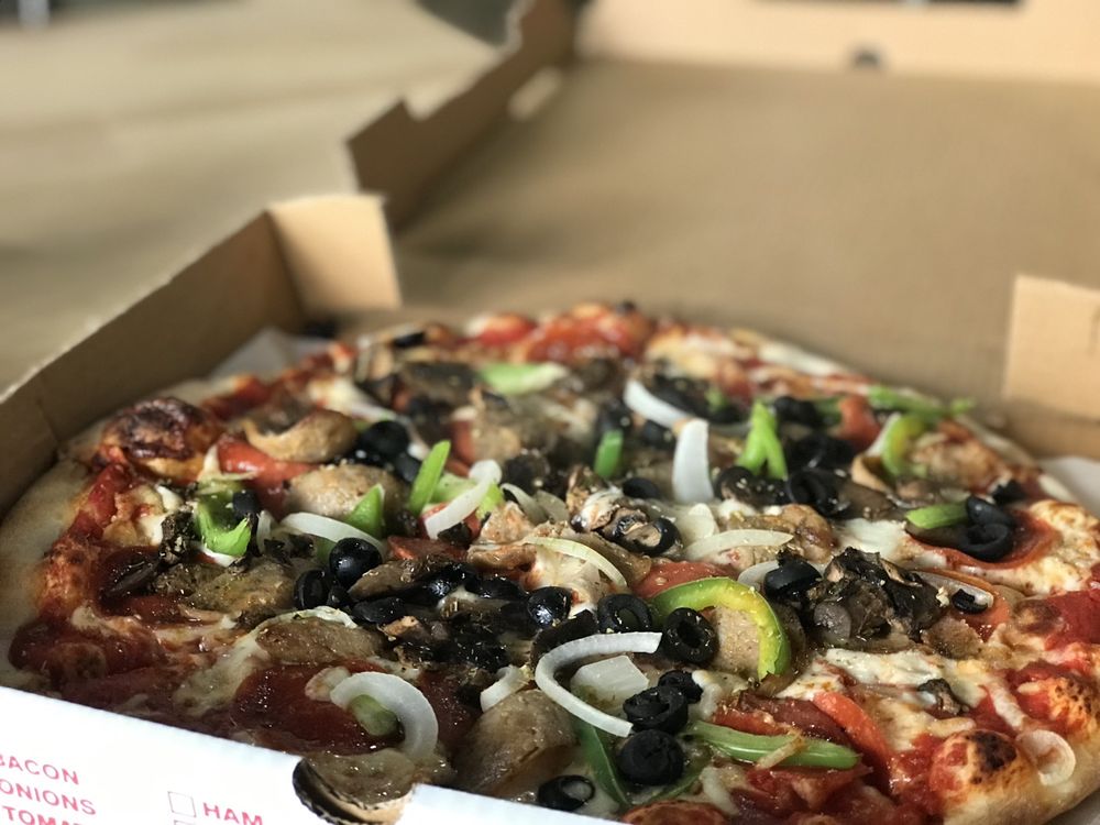 GOOMBA’S PIZZERIA - SAN ANTONIO - Updated December 2025 - 49 Photos ...