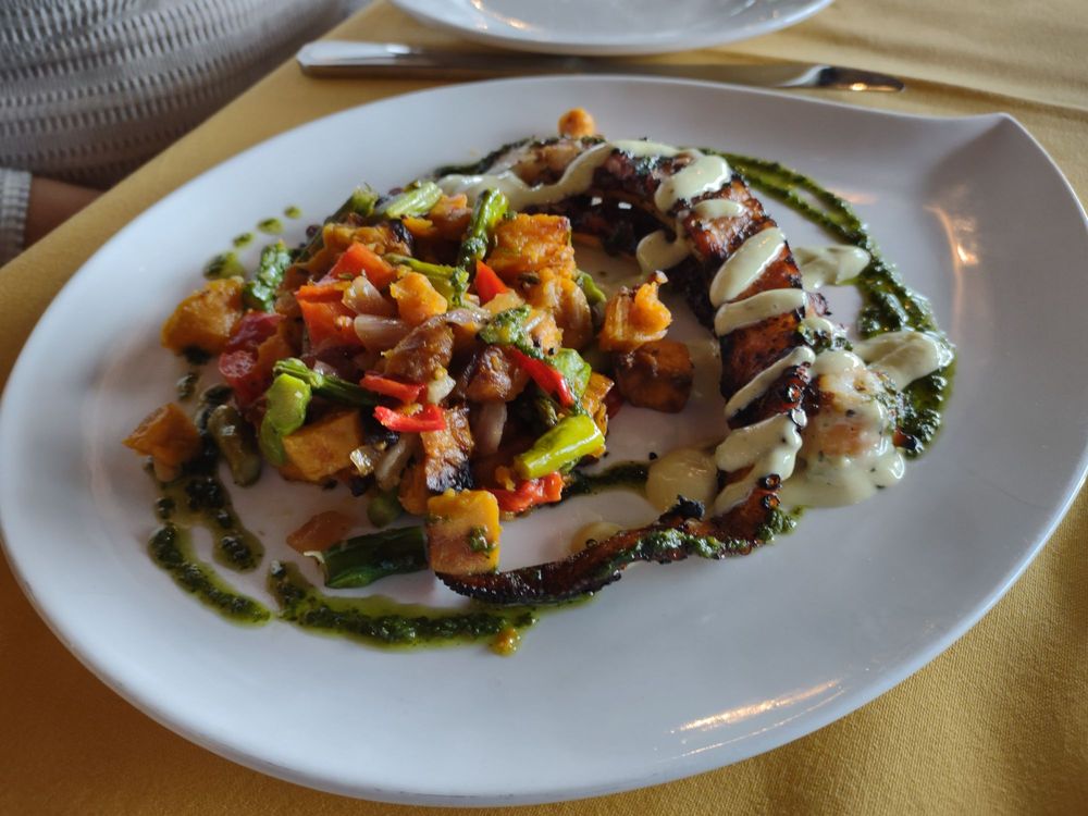 LA VELA ITALIAN RESTAURANT - 81 Photos & 48 Reviews - 251 C St ...