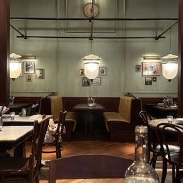 DISHOOM - Updated July 2025 - 120 Photos & 41 Reviews - 32 Bridge ...