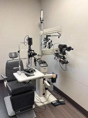 WELLISH ABRAMS VISION INSTITUTE - Updated December 2025 - 29 Photos ...