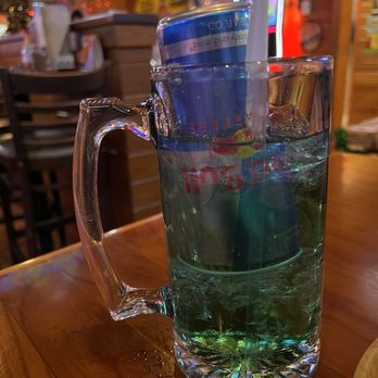 HOOTERS - Updated April 2025 - 601 Photos & 635 Reviews - 61-09 190th ...