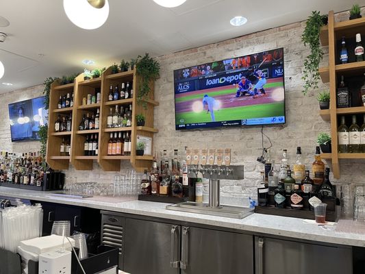 CASK & LARDER - TERMINAL C - Updated July 2025 - 48 Photos & 30 Reviews ...