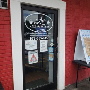 LU’S CAFE & BAKERY - 26 Photos & 37 Reviews - Bakeries - 2 Lawrence St, Lawrence, MA ...