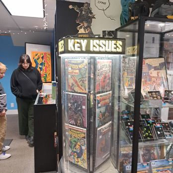 COMICS PLACE - Updated November 2025 - 19 Photos & 28 Reviews - 105 E ...