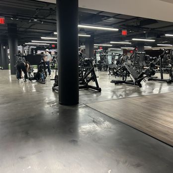 GOLDS GYM GEORGETOWN PARK - Updated December 2025 - 85 Photos - 3270 M ...