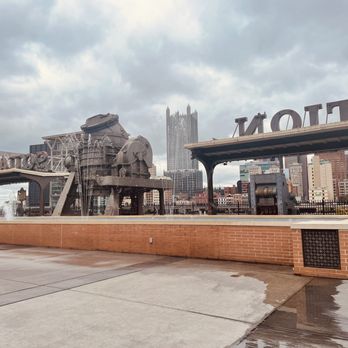 STATION SQUARE - Updated January 2026 - 170 Photos & 86 Reviews - 100 W ...