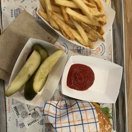 SUPER DUPER BURGERS - Updated November 2025 - 87 Photos & 55 Reviews ...